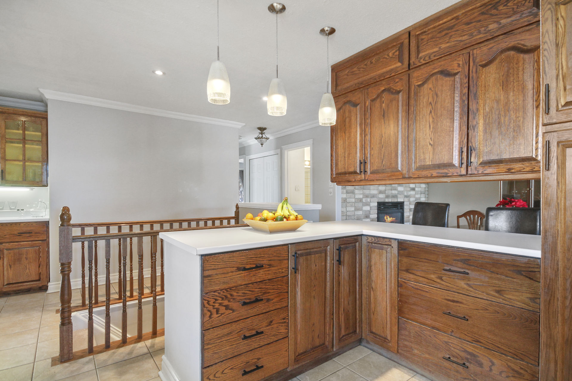 Virtual tour of 2241 Fillmore Crescent, Ottawa, Ontario, K1J 6A1