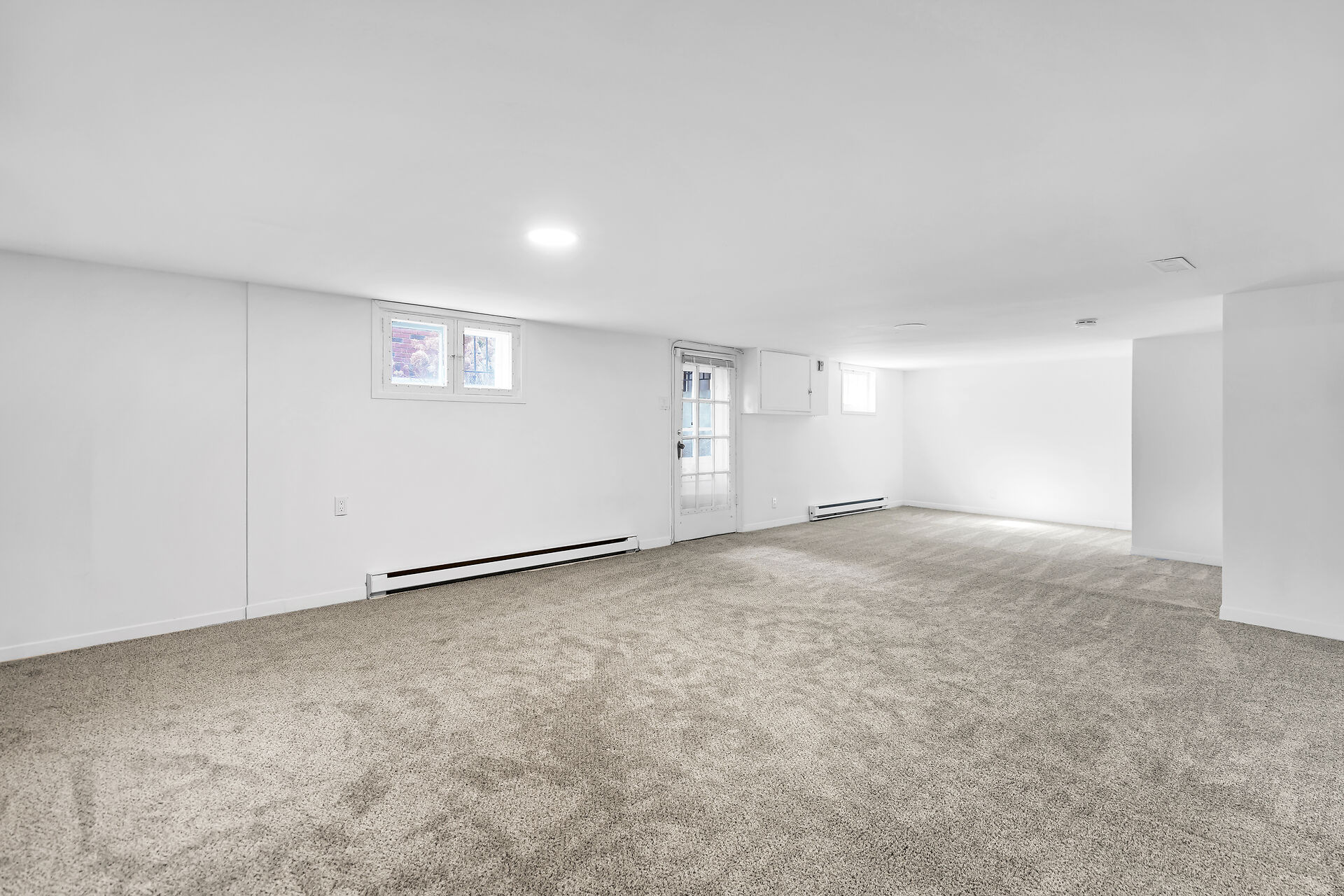 Virtual tour of 263 Ridout St S, London, Ontario, N6C 3Y7