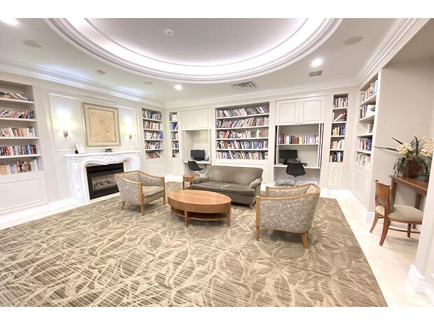 Virtual tour of 35 Kingsbridge Garden Circle #2701, Mississauga ...