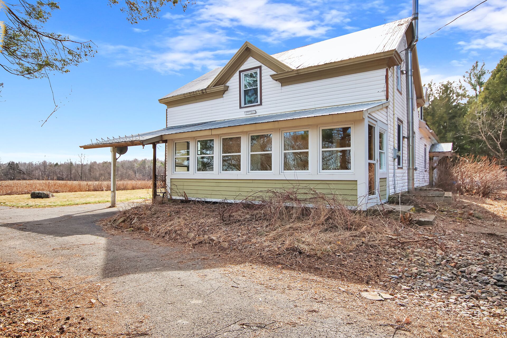 Virtual tour of 6508 First Line Road, Kars, Ontario, K0A 2E0