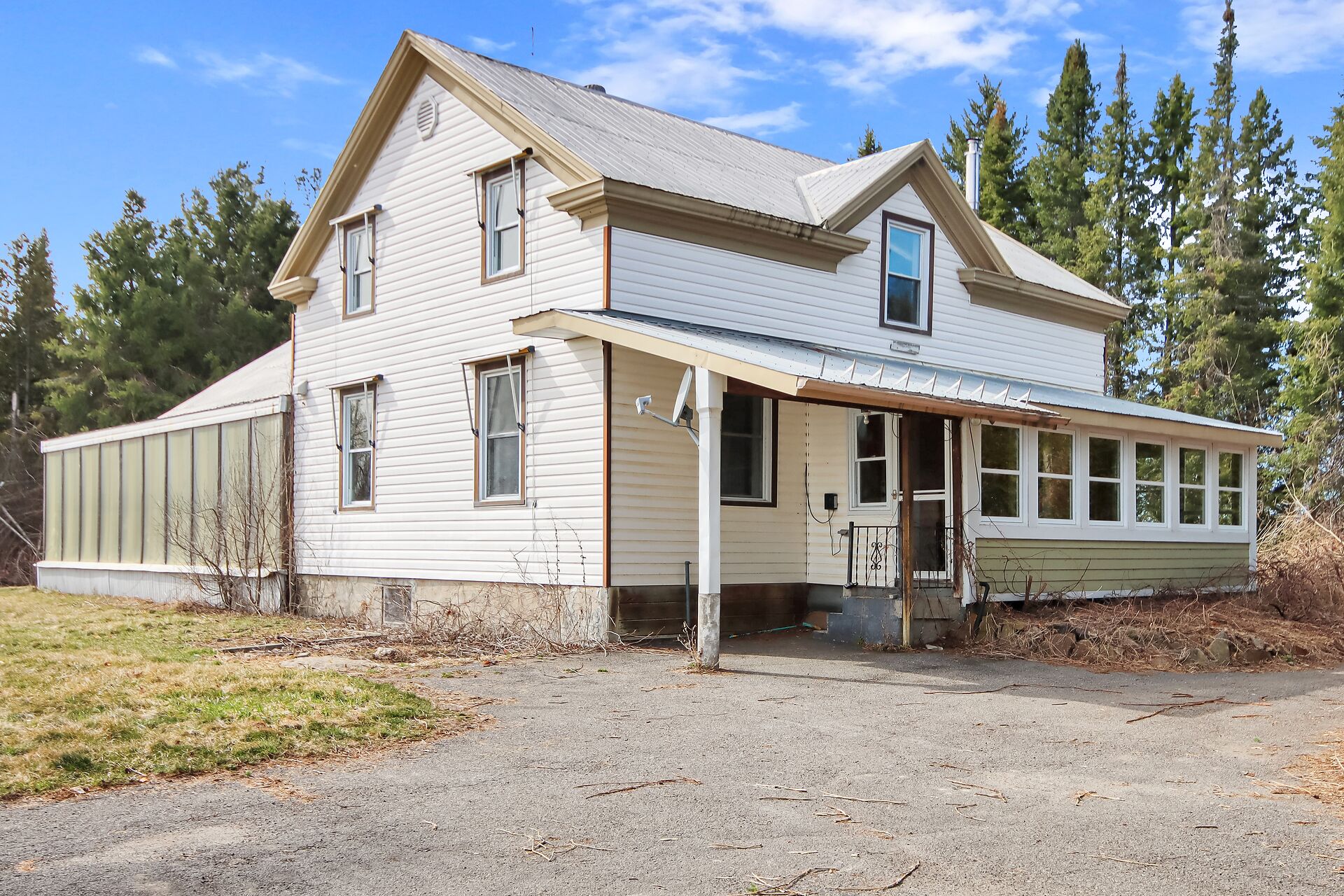 Virtual tour of 6508 First Line Road, Kars, Ontario, K0A 2E0