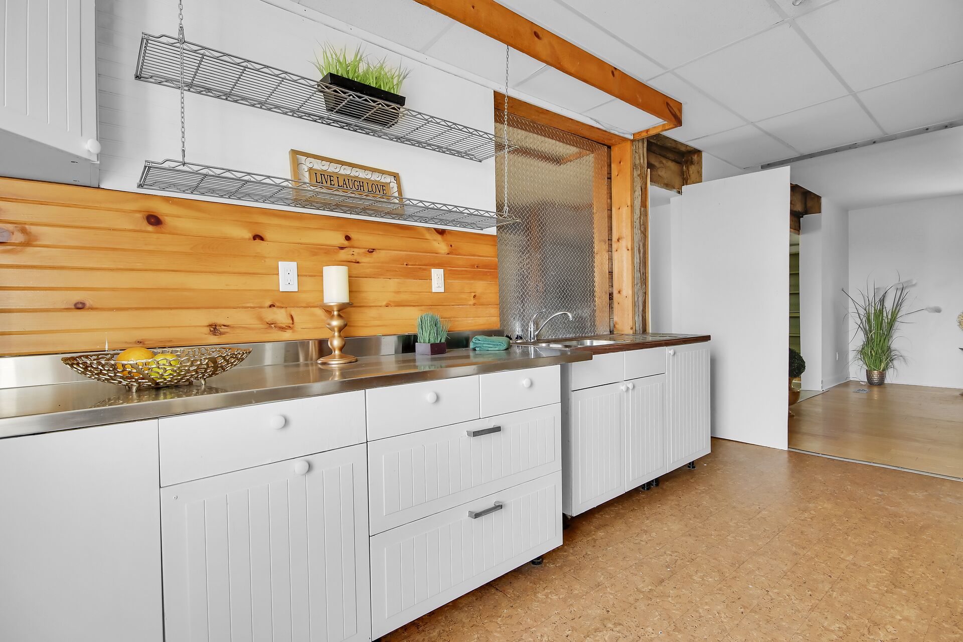 Virtual tour of 6508 First Line Road, Kars, Ontario, K0A 2E0