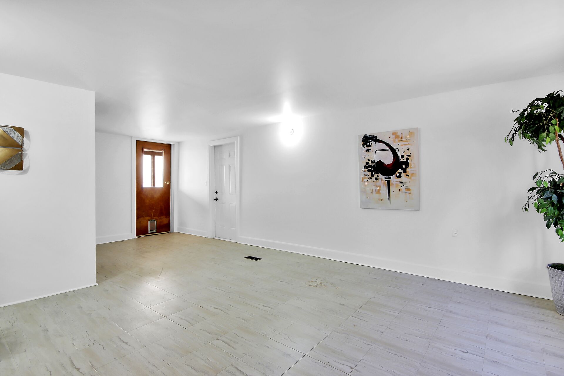 Virtual tour of 6508 First Line Road, Kars, Ontario, K0A 2E0