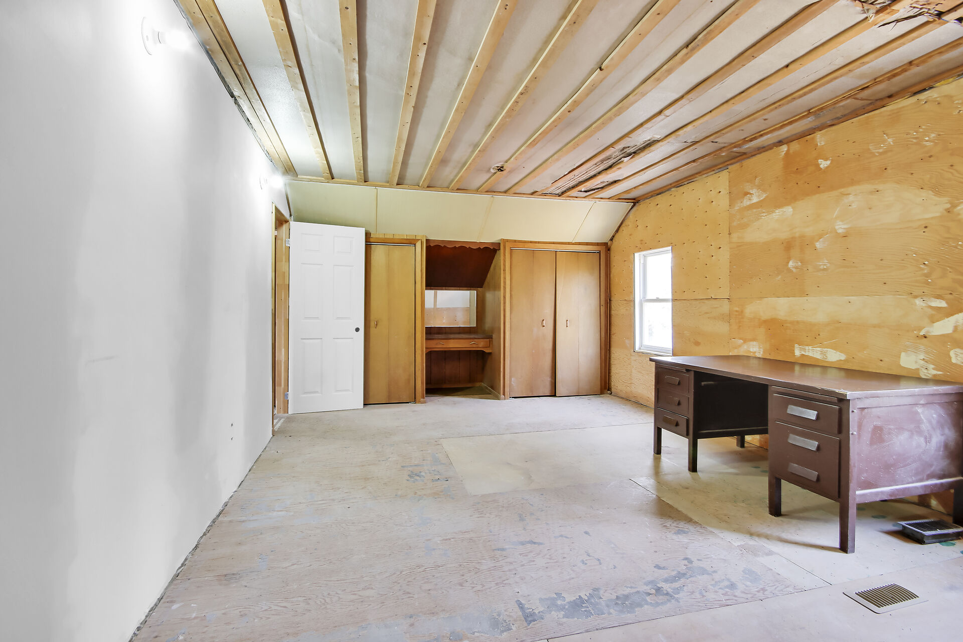 Virtual tour of 6508 First Line Road, Kars, Ontario, K0A 2E0