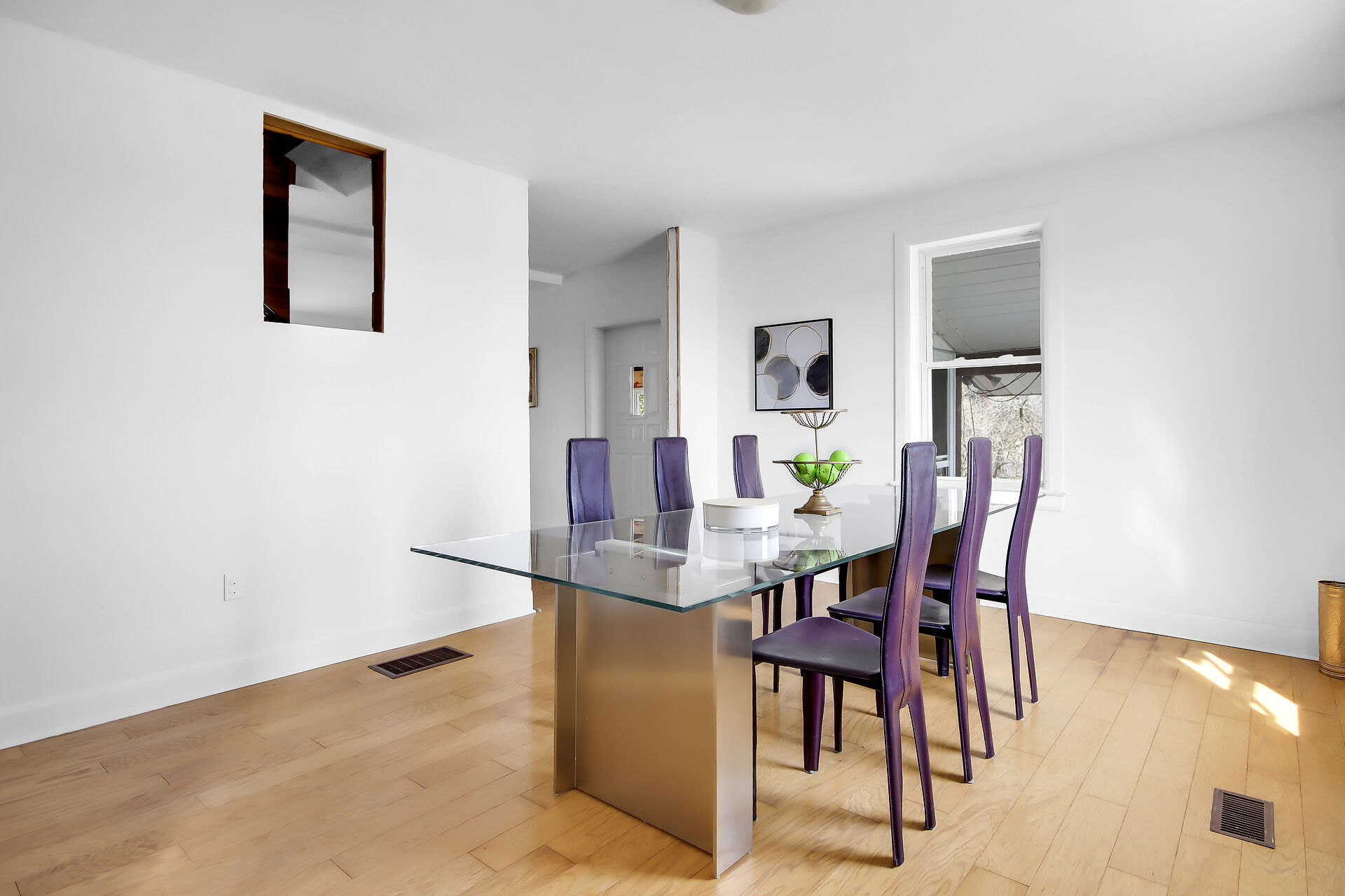 Virtual tour of 6508 First Line Road, Kars, Ontario, K0A 2E0